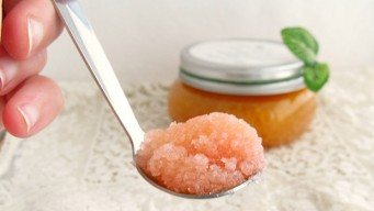 Natural hand scrub recipe: 13 homemade recipes
